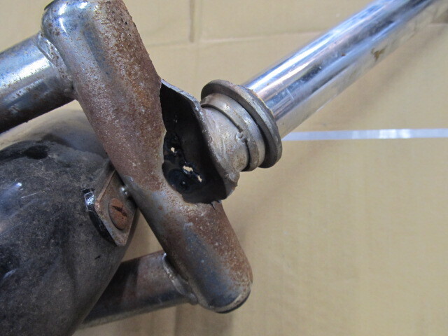 電動ポケバイ、フロントフォーク折れ溶接修理。: 岩手県盛岡市 街の溶接屋オーテック （各種溶接、修理、製作、加工）